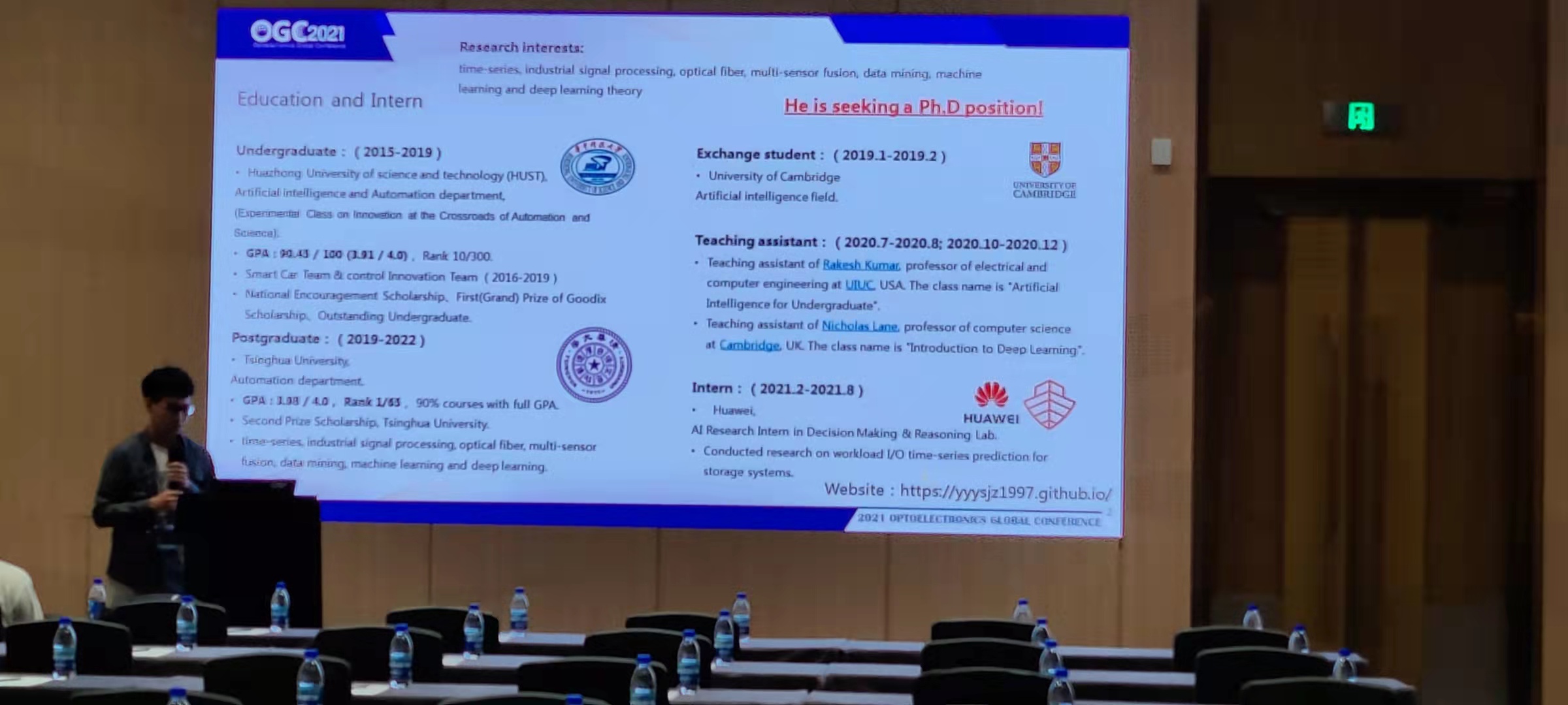 Yiyuan Yang (杨毅远)